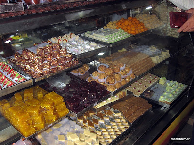 Mangalore Mangalore: Sri Rama Sweets, Hotel Ayodhya